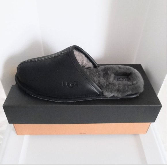 UGG | Shoes | Ugg Scuff Deco Black Leather Shearling Mens Size 1 ...